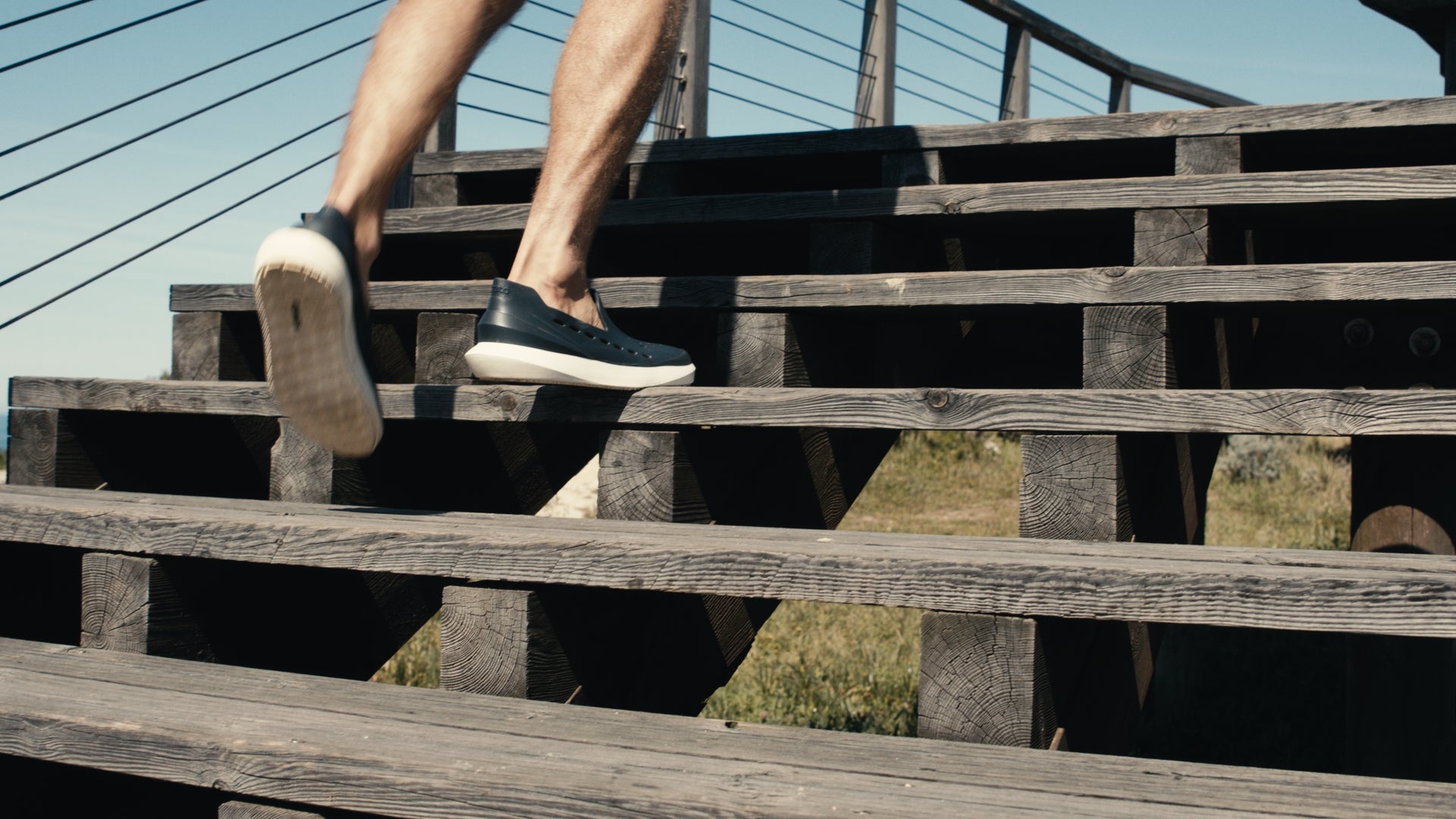 DISCOVER THE BEST RECOVERY SHOES FOR RUNNERS – Strato | Stride in style ...